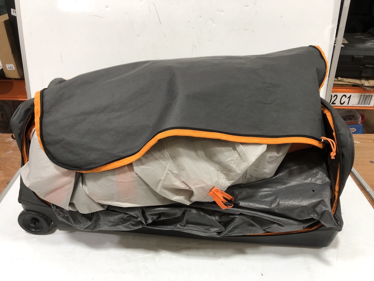 John Pye Auctions - COLEMAN CORTES OCTAGON 8 PERSON TENT - RRP £185