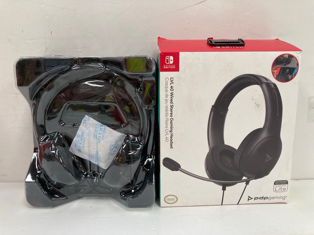 John Pye Auctions - 3 X GAMING HEADSETS VARIOUS BRANDS AND MODELS ...