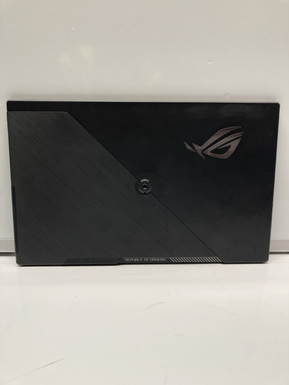 John Pye Auctions - ASUS REPUBLIC OF GAMERS ROGSTRIX XG16 MONITOR ...