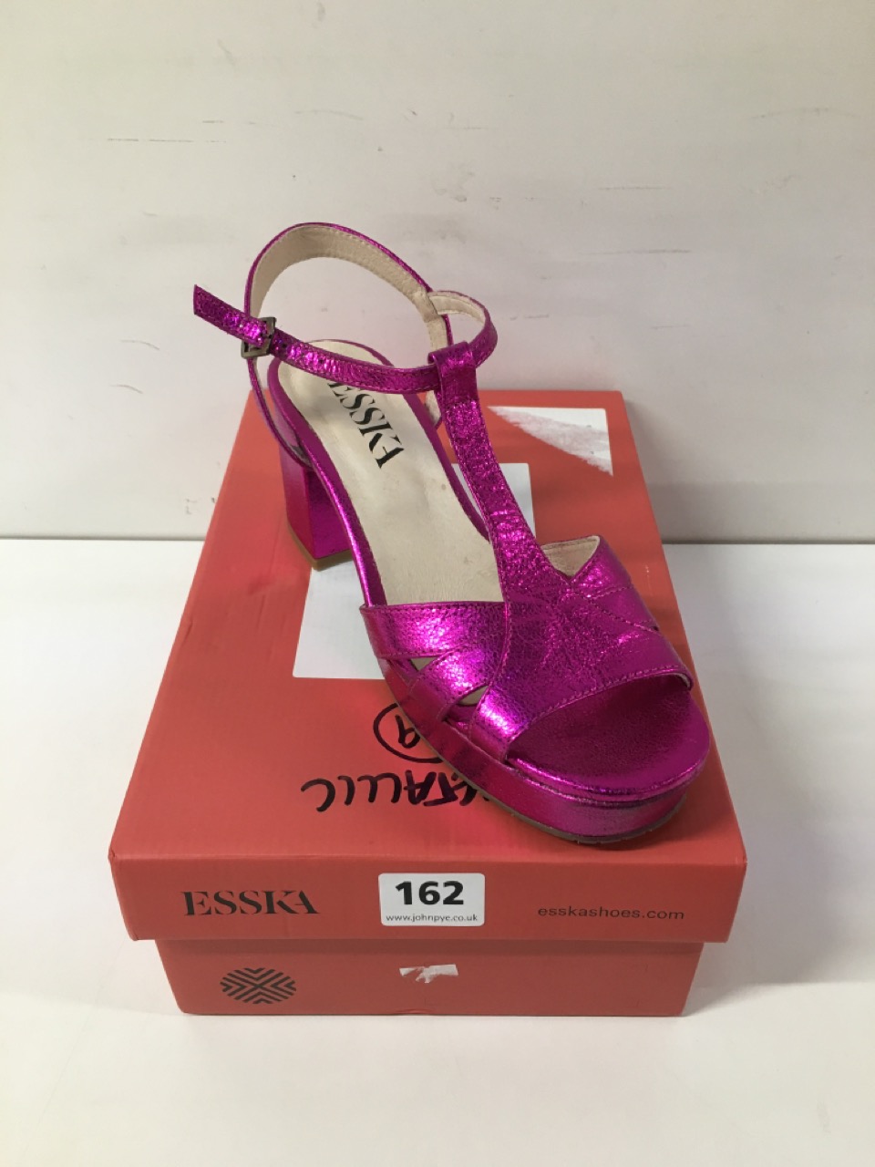 John Pye Auctions - ESSKA PINK SHOES SIZE 39 RRP: £155