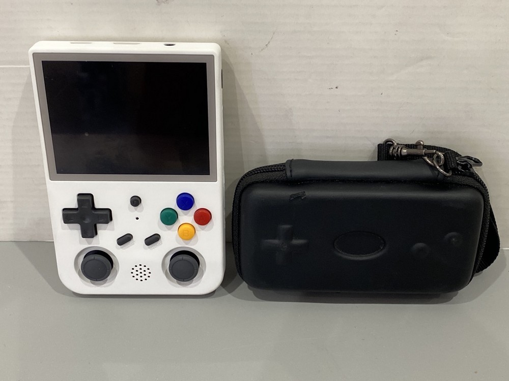 John Pye Auctions - GAMEBOY MICRO AND ANBERNIC RG 353V GAMING ...