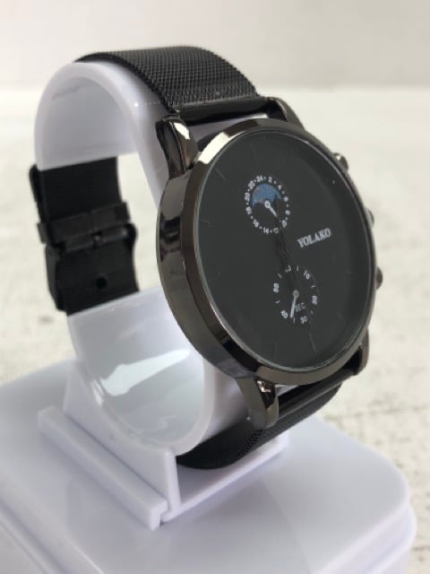 John Pye Auctions - YOLAKO BLACK STRAPPED WATCH WITH BLACK ROUND FACE ...