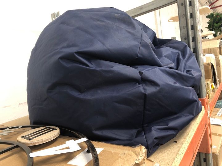 John Pye Auctions - NAVY BLUE STUFFED BEAN BAG: LOCATION - BR5