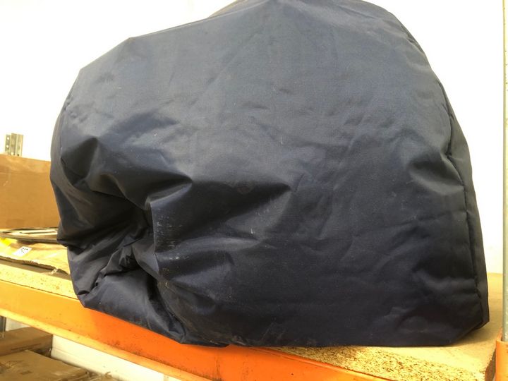 John Pye Auctions - NAVY BLUE STUFFED BEAN BAG: LOCATION - BR5