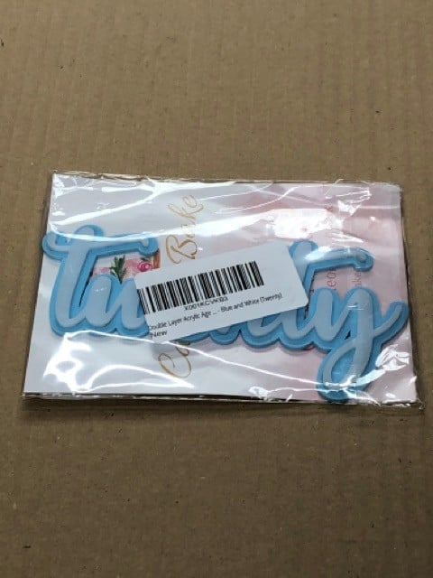 John Pye Auctions - 41 X CAKE TOPPERS TO INCLUDE DOUBLE LAYER ACRYLIC ...