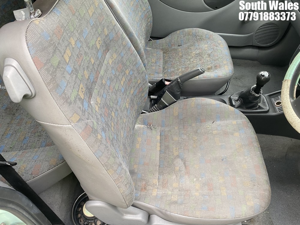 John Pye Vehicle Auctions - Location: South Wales - 2001 VAUXHALL CORSA ...